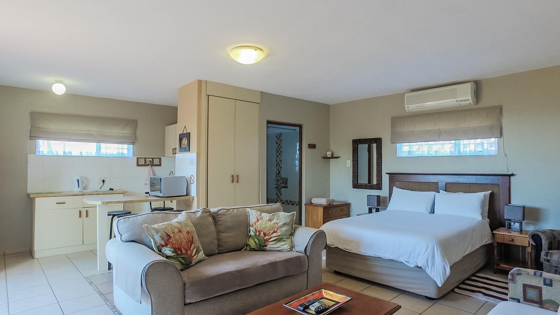 Beachfront Cabanas, Self-catering Guesthouse Accommodation in ...